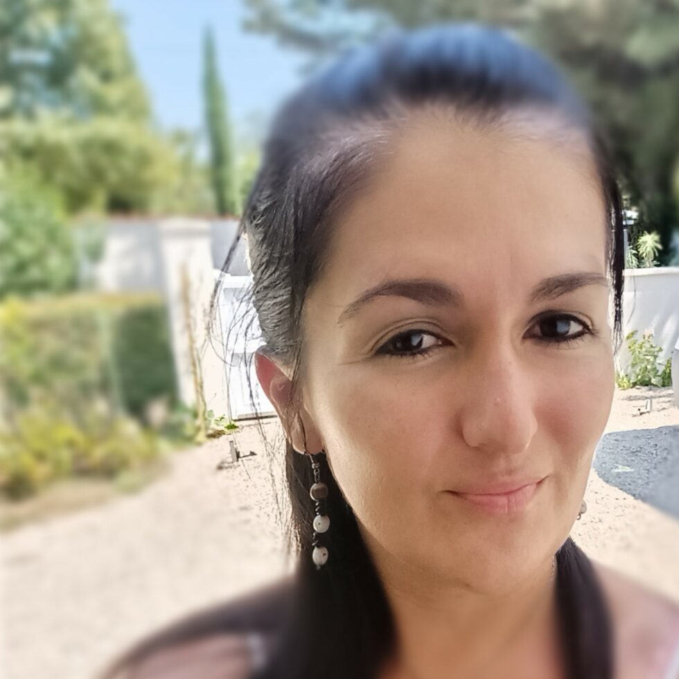 NOTRE ÉQUIPE - Micro-crèche Les Mininous